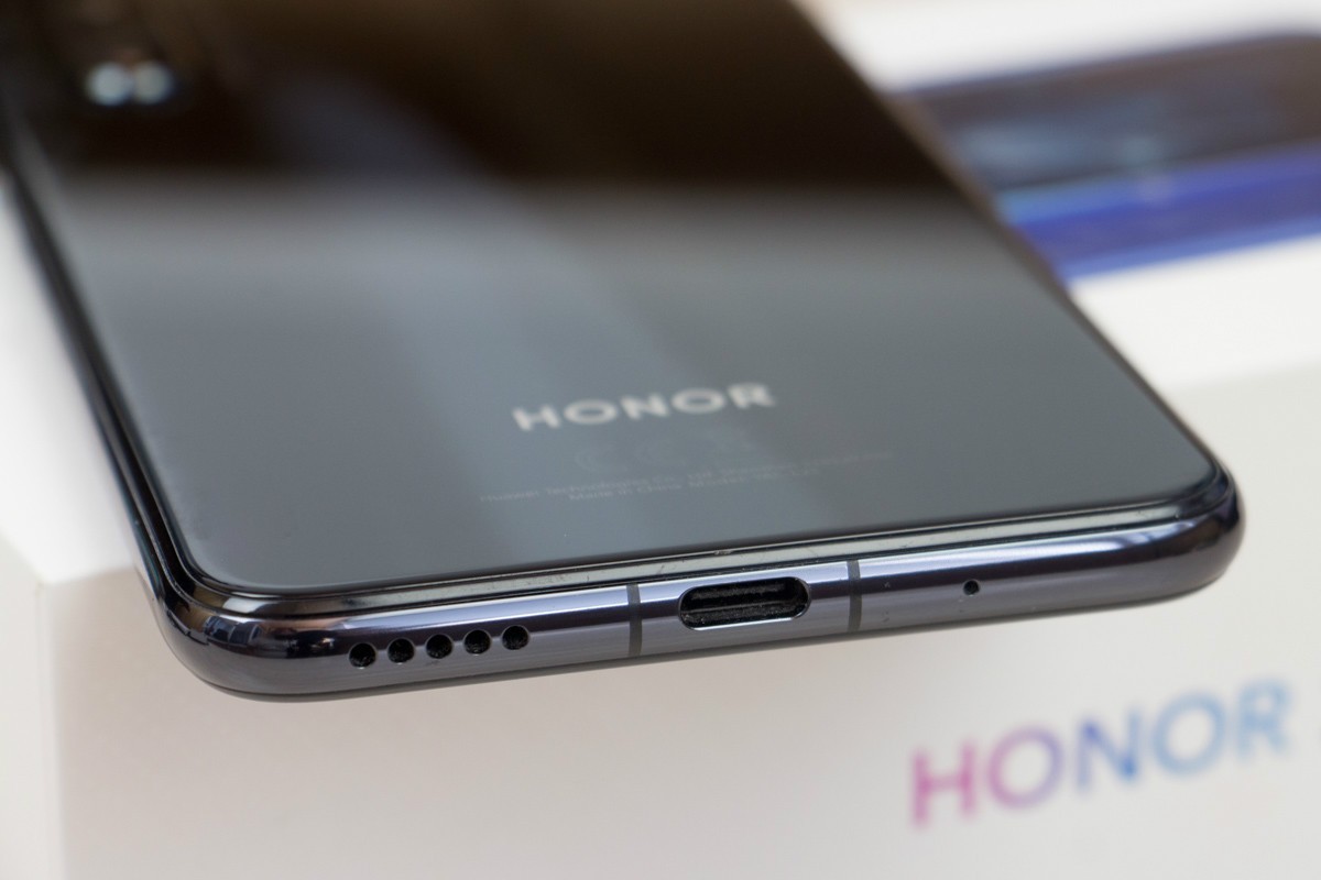 Обзор смартфона Honor 20 (YAL-L21): 100 мегапикселей в красивом корпусе