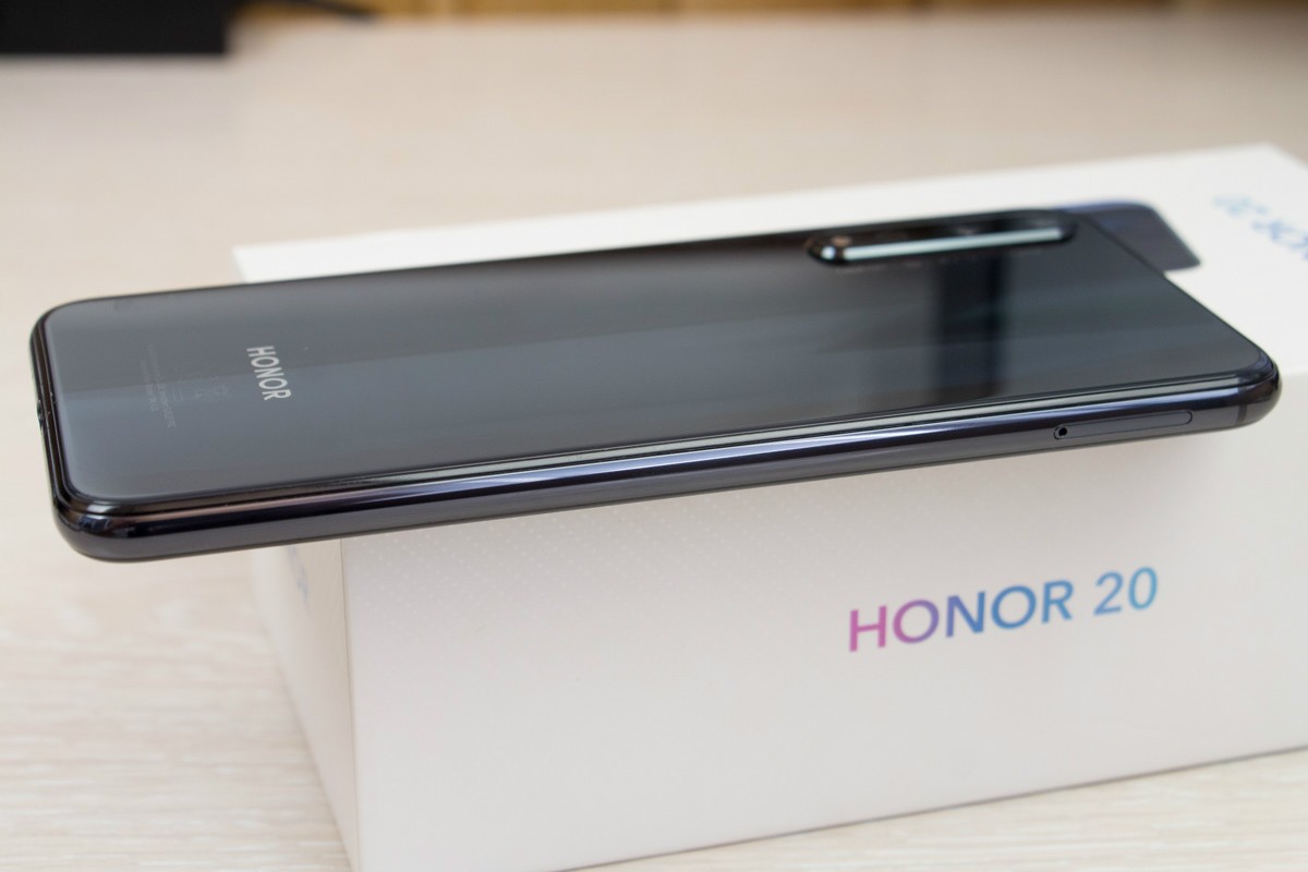 Обзор смартфона Honor 20 (YAL-L21): 100 мегапикселей в красивом корпусе